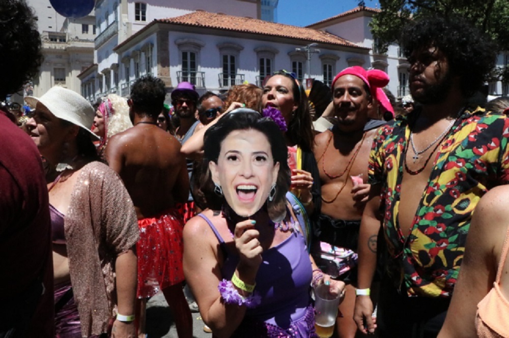 Fantasias de Fernanda Torres e da estatueta do Oscar viram hit de ...